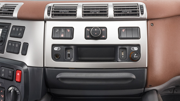 DAF CF Interior - DAF Trucks N.V.